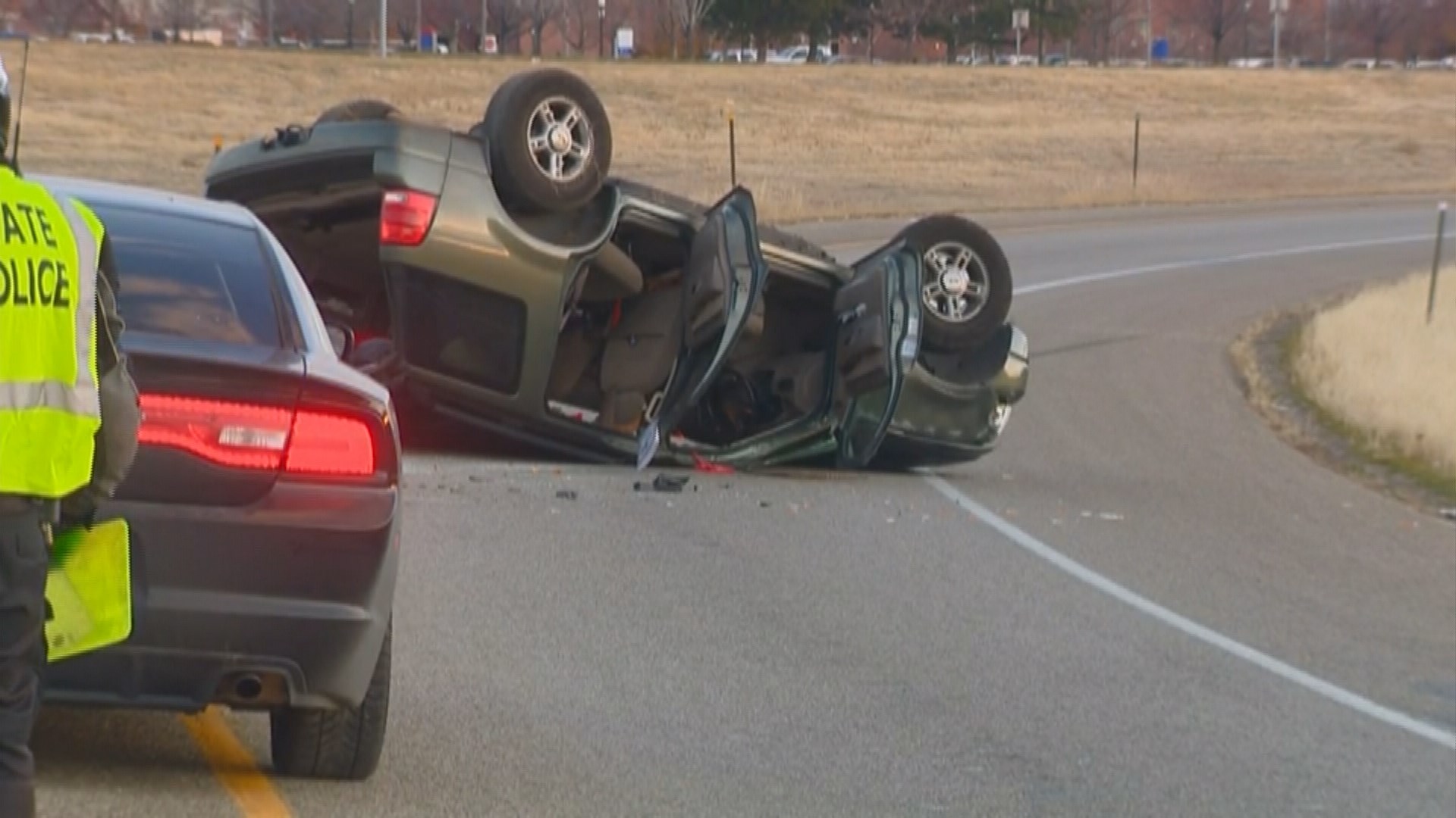 Driver escapes injury in I-84 rollover | ktvb.com