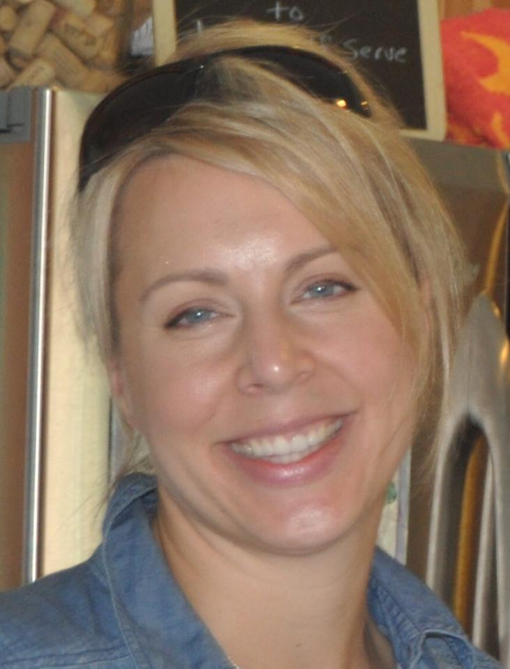 Sara Roth's Instagram, Twitter & Facebook on IDCrawl