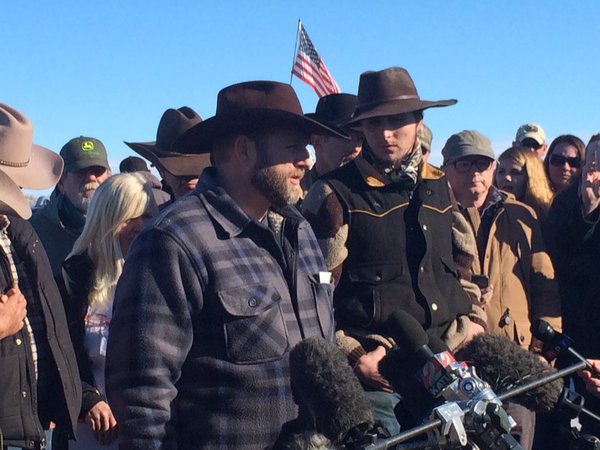 Defense gets its turn at Oregon refuge standoff trial | ktvb.com