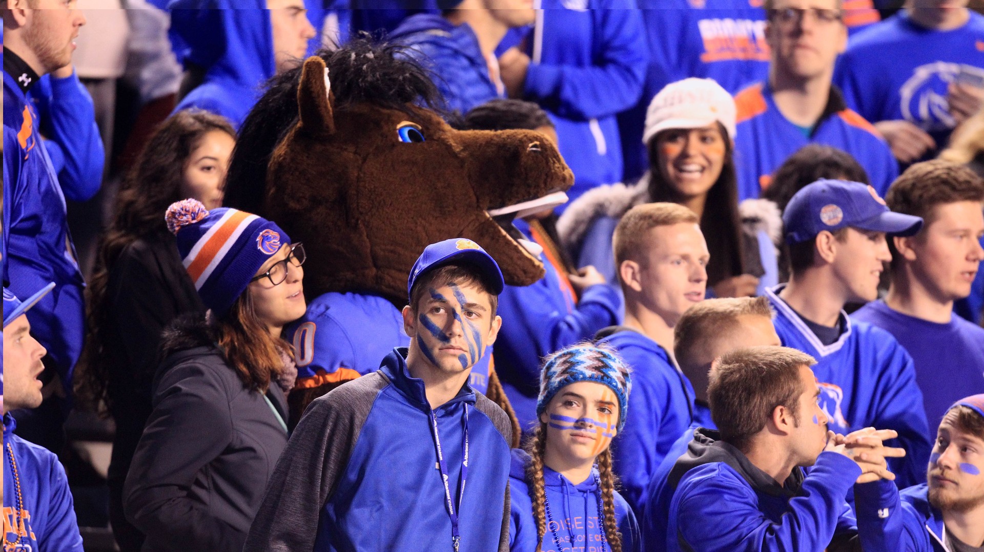 Boise State jumps Western Michigan in playoff rankings | ktvb.com