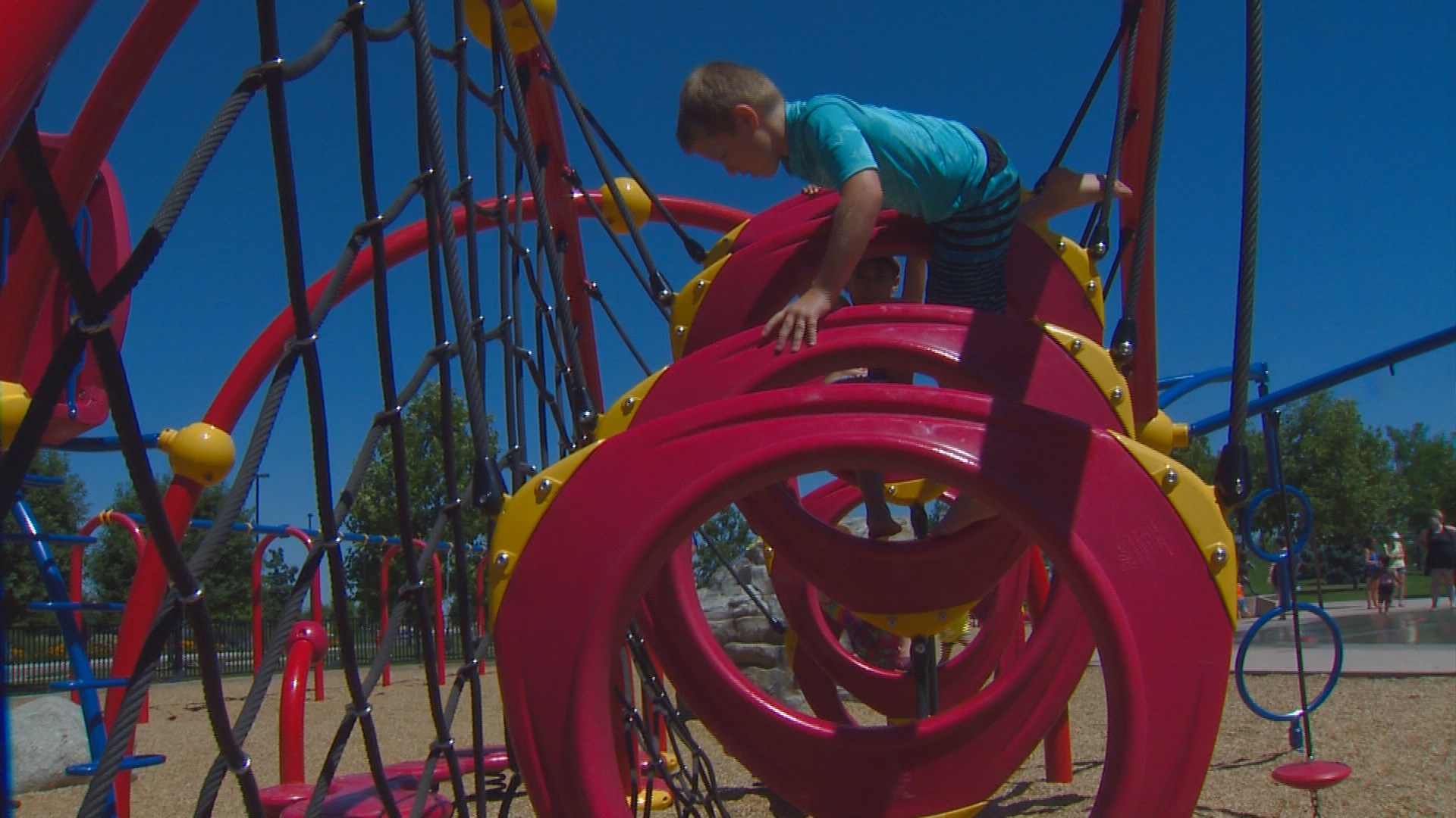 Protecting kids from getting burned at the playground | krem.com